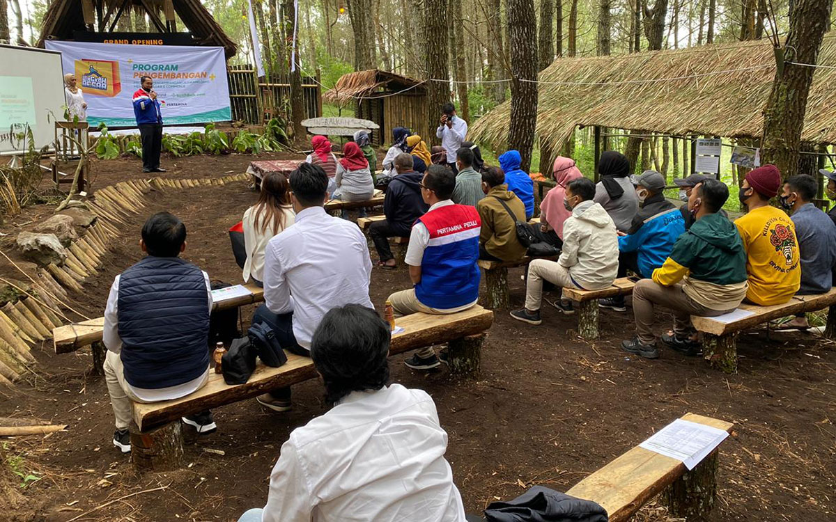 Rising from Covid19, Pertamina Empowers Informal Sector Groups in the ...